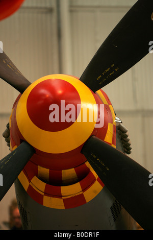 WW2 MUSTANG AIRCRAFT PROPELLER IMPERIAL WAR MUSEUM Stock Photo - Alamy