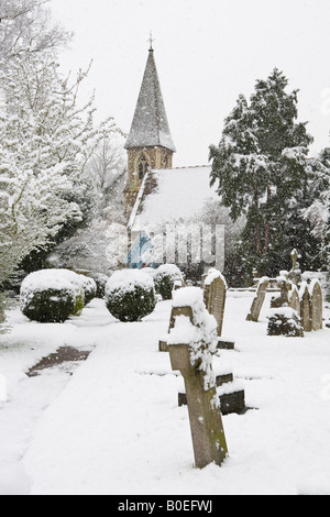 Friern Barnet Parish church, snow Stock Photo - Alamy