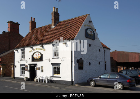 The Spotted Cow traditional village pub in Angmering, West Sussex ...