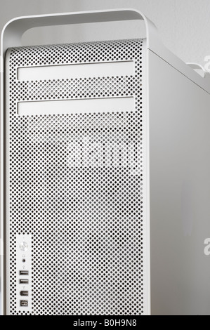 Apple Mac Pro, front view, connectivity panel top to bottom: power ...