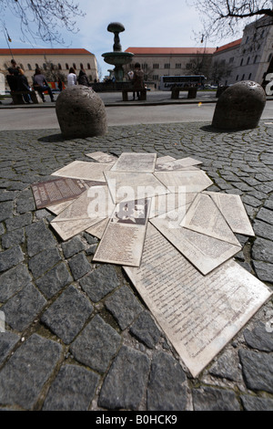 White Rose Memorial, Geschwister-Scholl-Platz, Scholl Siblings Square ...