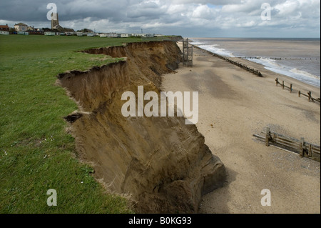 Happisburgh beach, Norfolk. Coastal cliff erosion by the North Sea. Sea ...