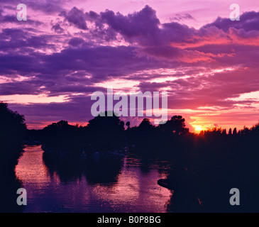 The sunsets over Surrey Stock Photo - Alamy