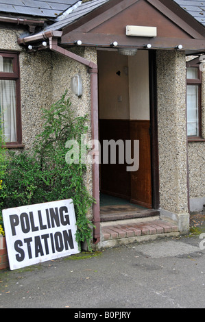 Polling station sign outside the entrance to a political voting ...