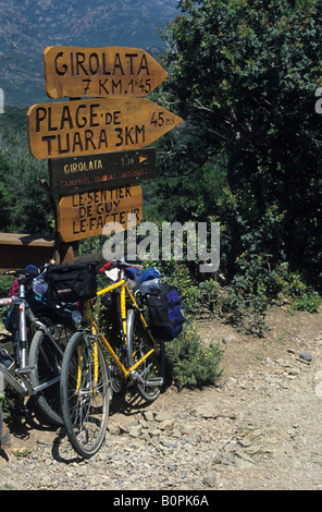 chemins de grandes randonnees sur le GR 20 Stock Photo - Alamy
