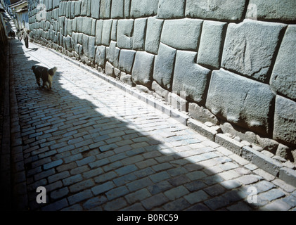 inka stone wall masonry ancient palace of inca ruler inka roca ...