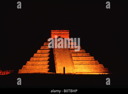 El Castillo maya pyramid during summer solstice with the snake shadow ...