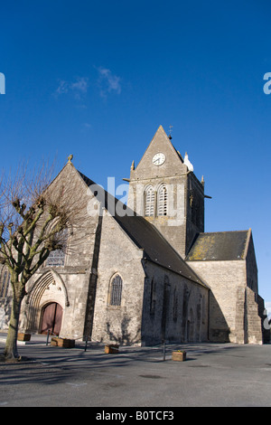 D-Day Parachute Memorial at the Church in Sainte-Mere-Eglise, Normandy ...