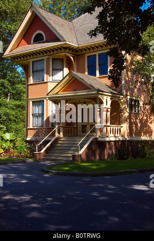 Vancouver Canada Lower Mainland Old Style House and Trees Stock Photo ...
