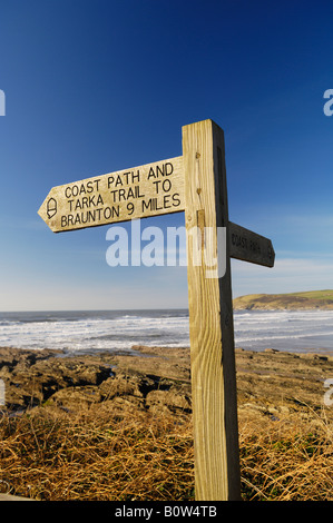 Tarka trail coastpath sign at Croyde bay on the north Devon coast Stock ...