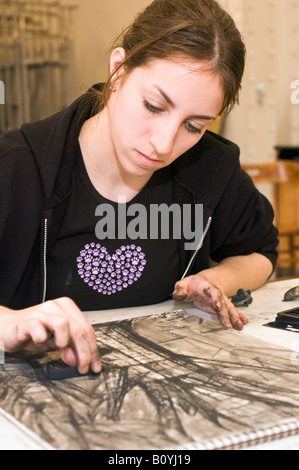 drawing class visual art female artist sketching Stock Photo - Alamy