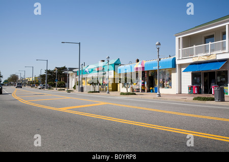 Souvenir shops in Virginia Beach, Virginia, USA Stock Photo - Alamy