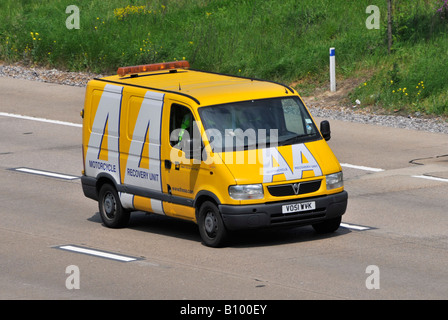 Side view of AA rescue breakdown recovery lorry truck transporter ...