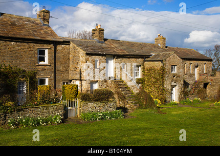 Stone cottage, Thornton Rust village, Wensleydale, Yorkshire Dales ...