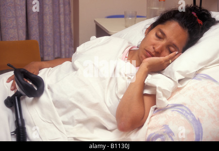 young hispanic woman in labour in hospital Stock Photo: 17849260 - Alamy