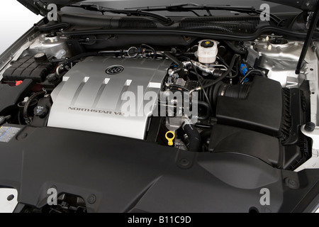 2008 Buick Lucerne CXS in Gray - Headlight Stock Photo - Alamy