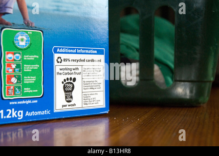 Label showing carbon footprint on Tesco washing powder developed by the ...