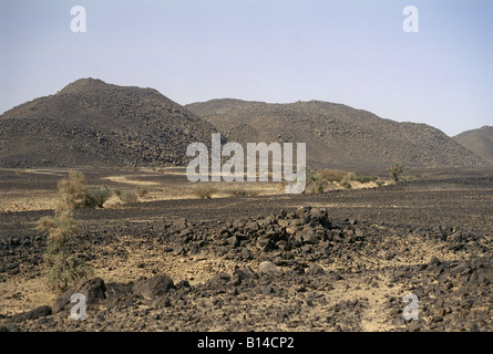 geography / travel, Sudan, landscapes, Bayuda Desert, Wadi at volcano ...