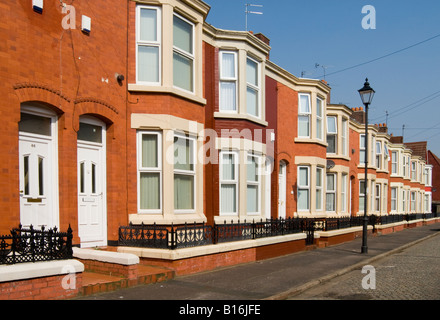 Terraced Houses Adelaide Rd Liverpool UK Stock Photo: 17971264 - Alamy