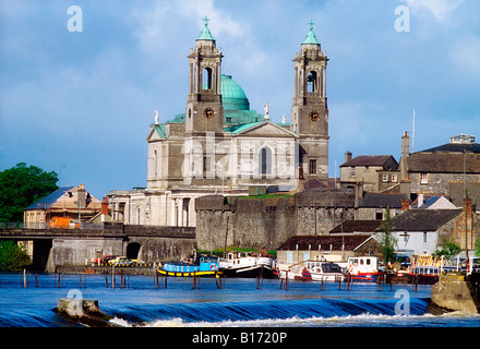Athlone, St Peter and Paul's Church and the River Shannon, Co Westmeath ...