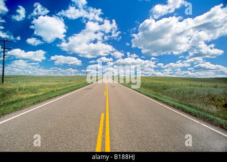 Highway, Myrnam, Alberta, Canada Stock Photo - Alamy