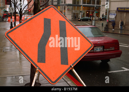 Merging Lanes Sign Stock Photo - Alamy