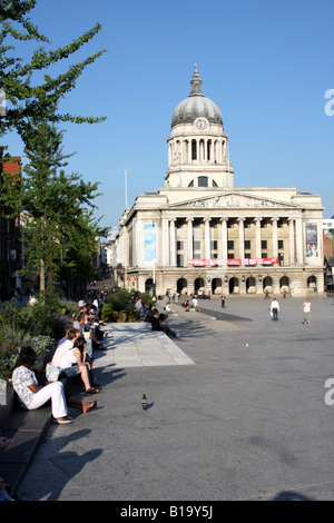 The Council House building, Old Market Square, Nottingham city centre ...