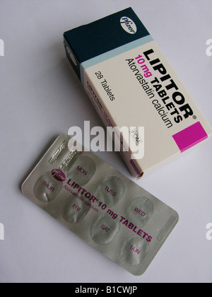 Lipitor tablets known as statins atorvastatin calcium trihydrate lipid ...