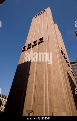 The windowless AT & T building, Manhattan, New York Stock Photo - Alamy