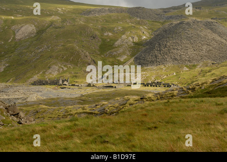 Old derelict ruins of Rhosydd slate quarry quarrymen's barracks at ...