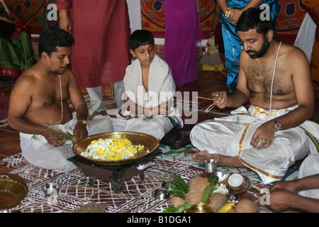 Indian Hindu Brahmin boys in Varanasi Stock Photo - Alamy