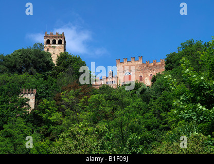 Italy, Piedmont, Monferrato, Castle of Camino Stock Photo: 18155628 - Alamy