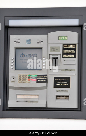 Bank ATM fast cash withdrawl machine system Stock Photo - Alamy