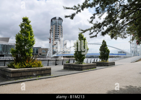 lowry bridge seen from pedestrian walk Stock Photo - Alamy