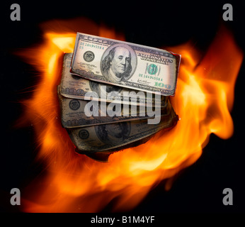 Burning US One Hundred Dollar Bill Stock Photo - Alamy