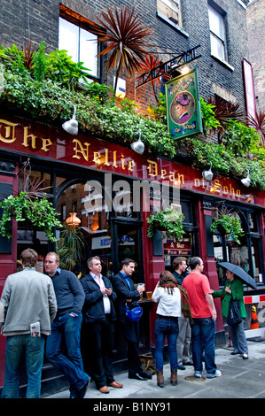 The Nellie Dean of Soho, London pub public house in Dean Street central ...