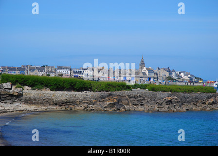 Roscoff harbour with sea background Stock Photo - Alamy