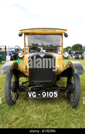 Yellow Austin Seven van Stock Photo - Alamy