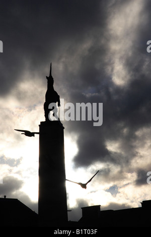 Obelisk Mercat Cross Falcon Square Inverness Highland Scotland Obelisk ...