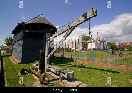 Treadmill crane, Harwich, Essex, England Stock Photo - Alamy