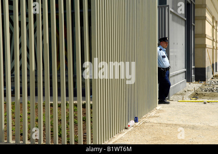 armed guard american embassy berlin germany usa deutschland fence ...