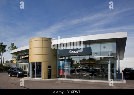 Lexus Car Showroom Stock Photo - Alamy