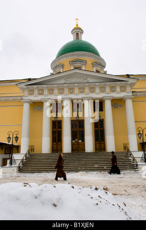 Danilov Monastery Zamoskovoreche Moscow Russia Stock Photo - Alamy