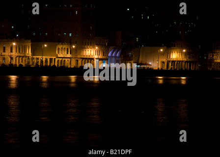 Cuba La Havana night Stock Photo - Alamy