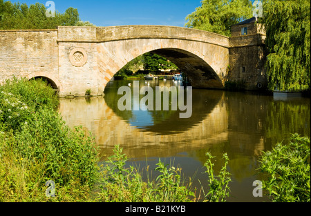 Halfpenny Bridge, an old toll bridge of Cotswold stone over the River ...