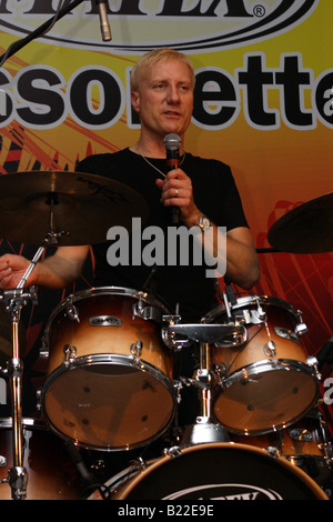 Gregg Bissonette Drummer Drum Music Musician Stock Photo - Alamy