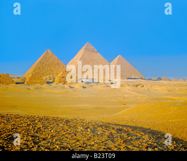 pyramid of mykerinos front and pyramid of kephren middle and pyramid ...