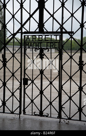 Arbeit Macht Frei gate at Dachau Stock Photo - Alamy