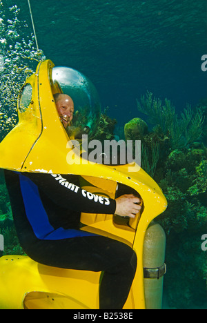 Diving the Yellow Submarine Stuart Cove s Dive Nassau Paradise Island ...