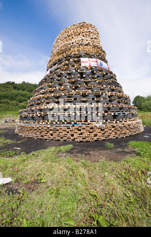 Bonfire at Cloughfern, Newtownabbey Stock Photo - Alamy